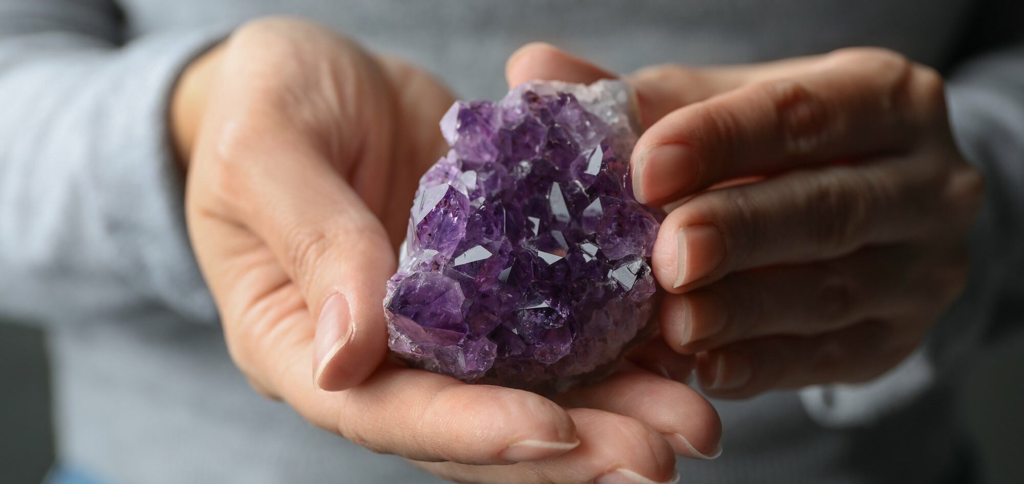 7 best healing gemstones to keep in your life - WeMystic