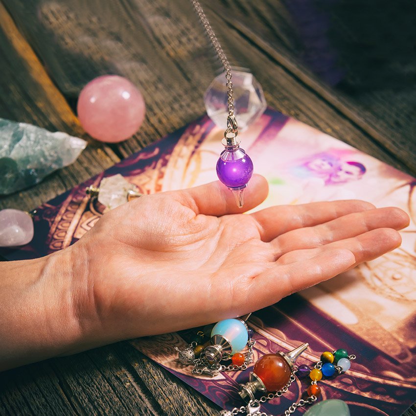 Radiestesia ¿Qué sabes sobre esta terapia de sanación? - WeMystic