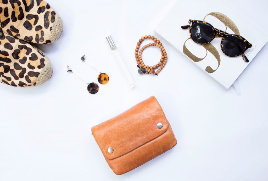 Trouble with money? Check these 5 types of money bath - WeMystic
