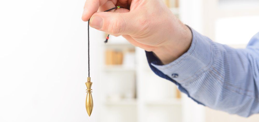 Rabdomancia, la sensibilidad especial para captar radiaciones - WeMystic