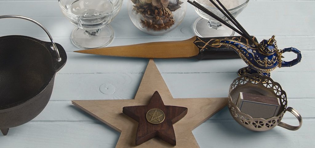 7 fire rituals for Winter Solstice - WeMystic