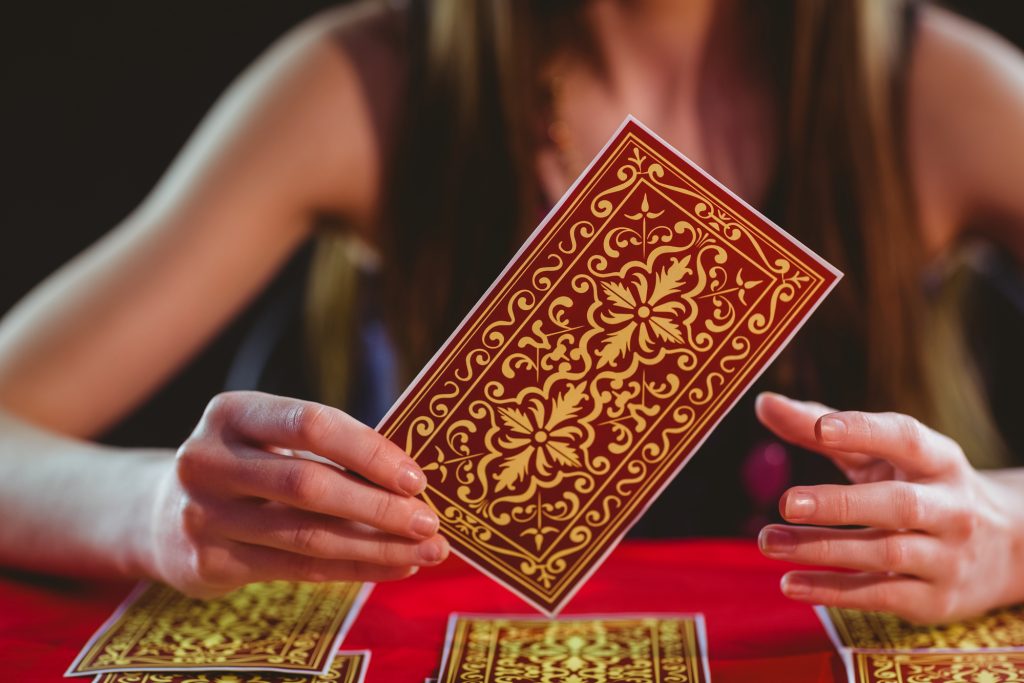 Learn How To Read Tarot Cards For Yourself WeMystic