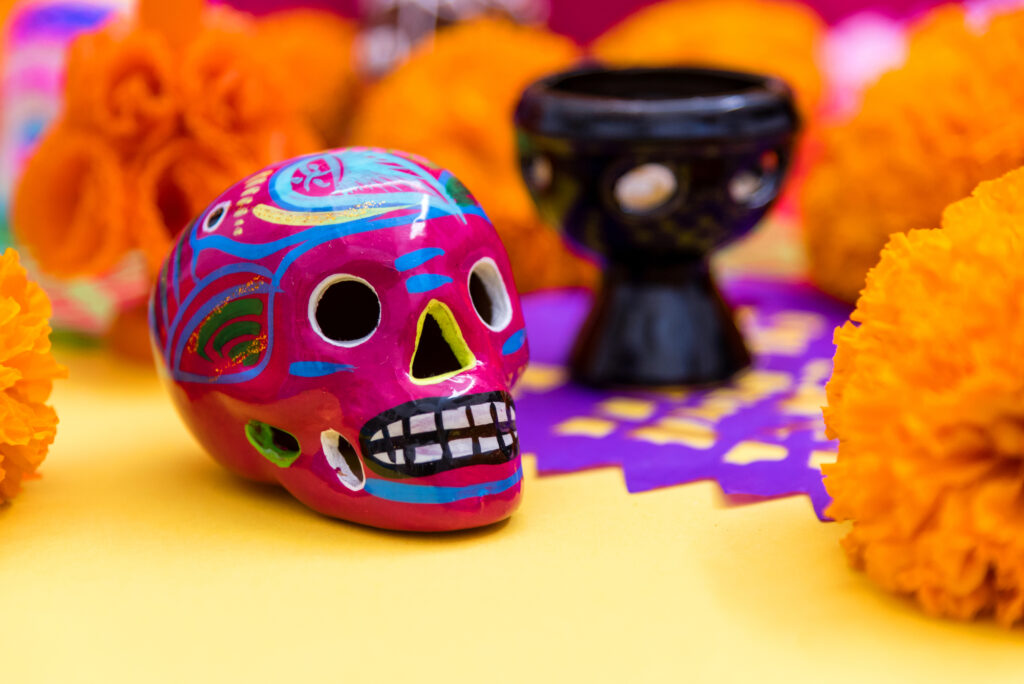 Altar de día de muertos ¡Aprende cómo hacer el tuyo! - WeMystic