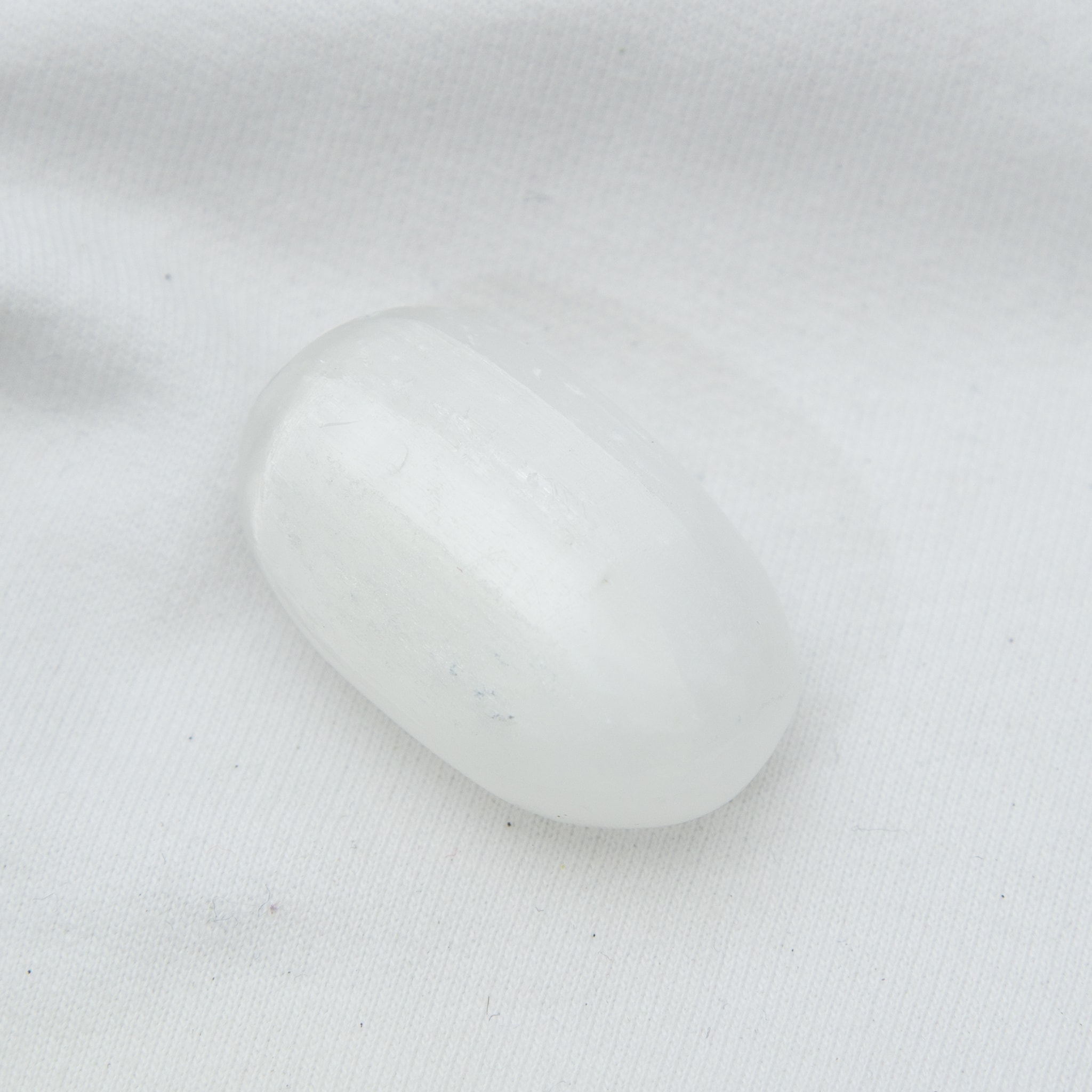 Significado da Selenita: o cristal de energia e poder cósmico ...